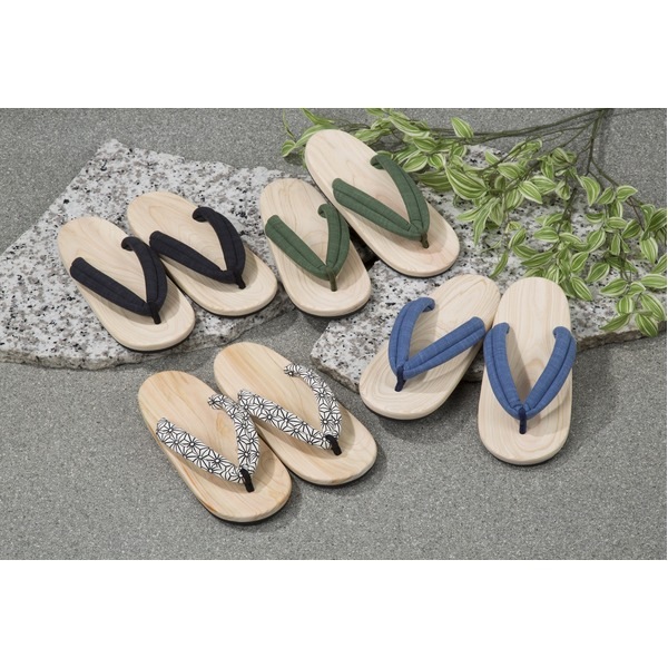 足への衝撃を和らげる 国産（日田）NEW檜サンダル（レディース/エンジ