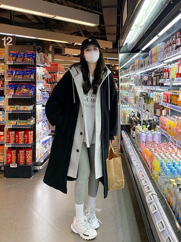 Qoo10] フード付き2枚セット風ボアコート ロング