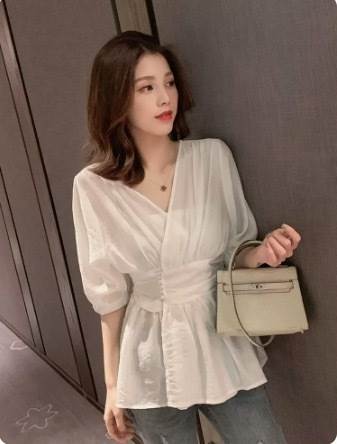 トップス デート レース ブラウス カットソー 白シャツ 白トップス ミディアム丈 袖あり 半袖 5分袖 五分袖 フレアスリーブ ホルンスリーブ Vネック 襟なし フレア セミフレア 細身 ストレート ワイド Aライン Iライン 切り替えデザイン ドッキング スマート レース リボン トップス デート シャツ ブラウス カットソー 白シャツ 白トップス